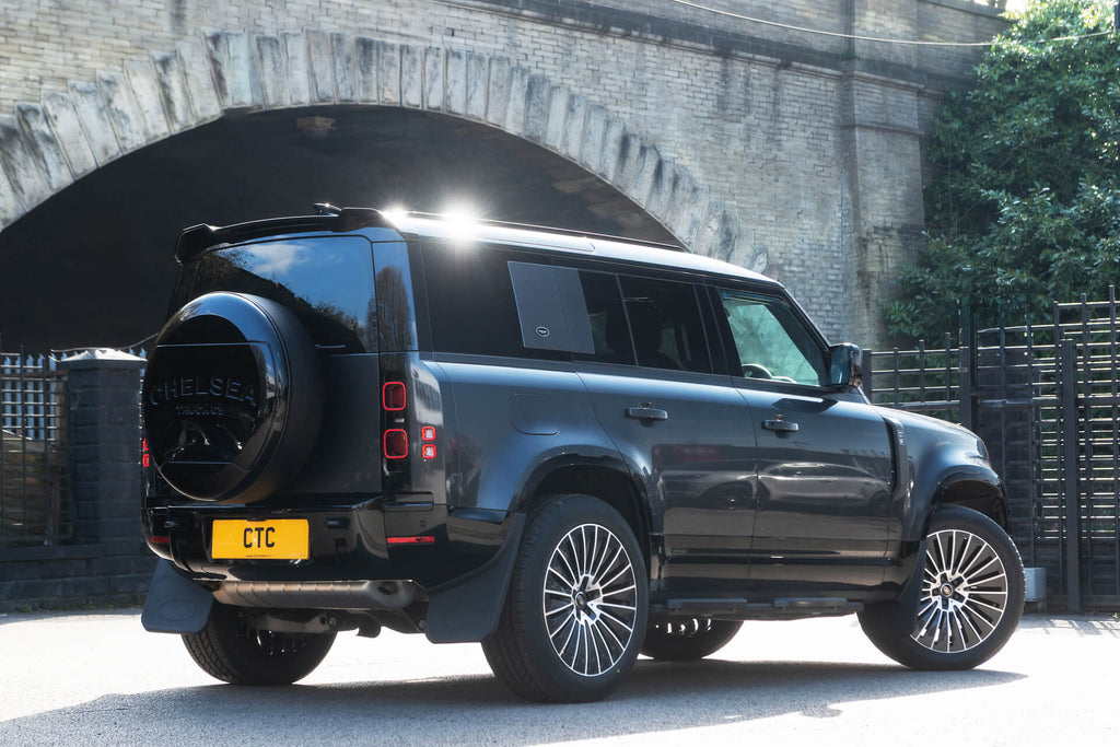 Land Rover Defender 110 - Grey Exterior - Project Kahn