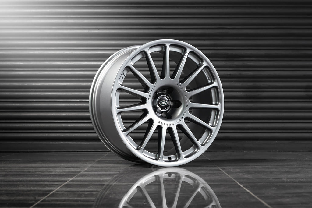 Land Rover Defender | 22 inch RS 300 Motorsport Alloy Wheels | Project Kahn