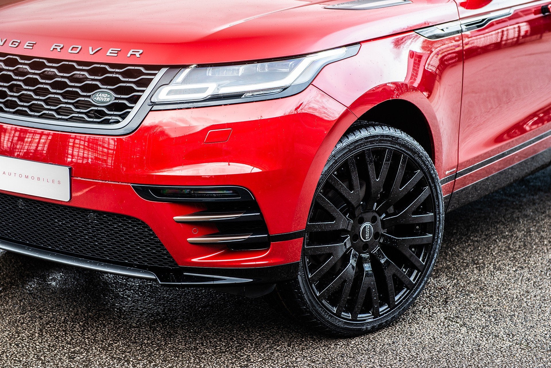 23" Gloss Black Range Rover Velar RS-2 Light Alloy Wheels by Kahn ...
