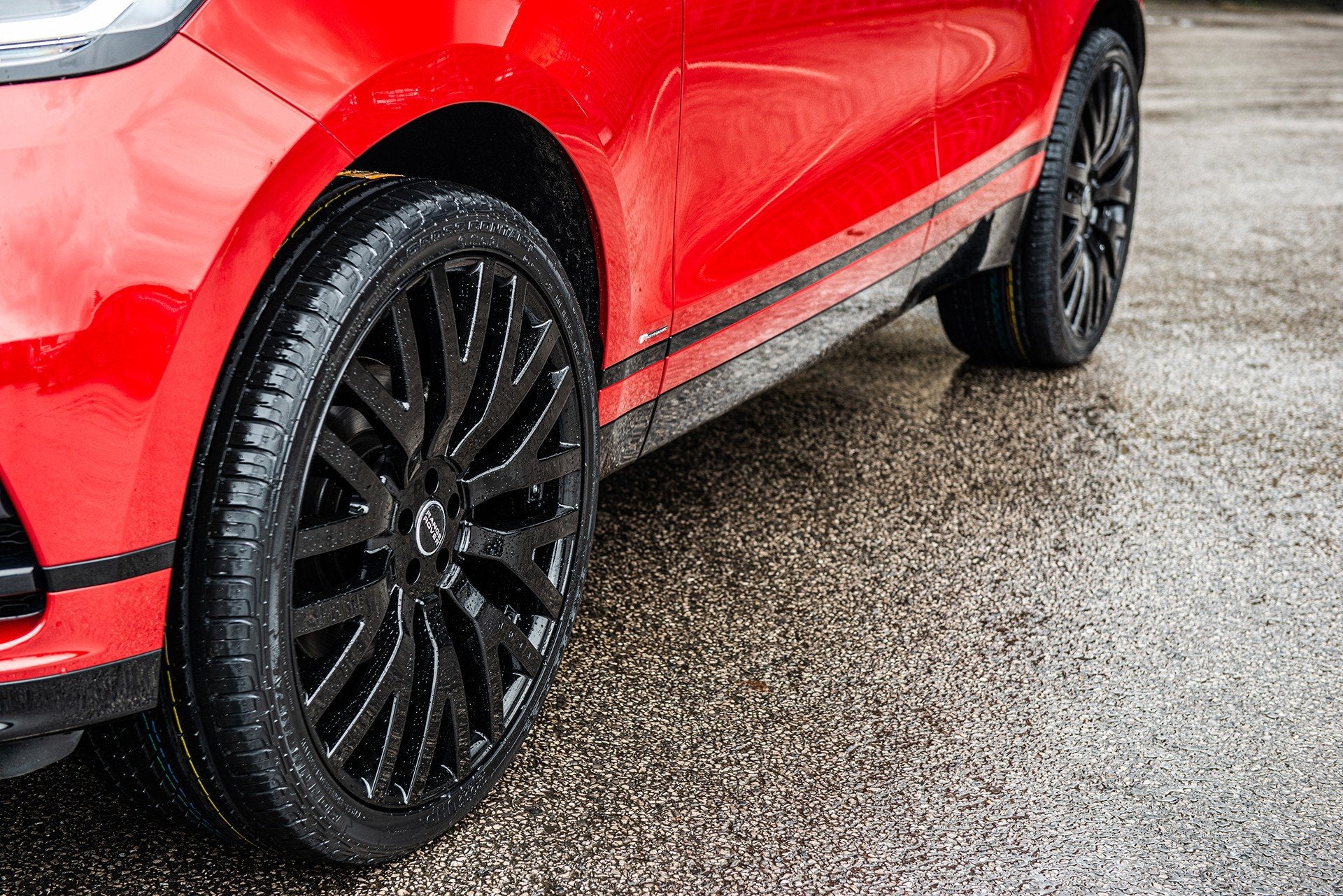 23" Gloss Black Range Rover Velar RS-2 Light Alloy Wheels by Kahn ...