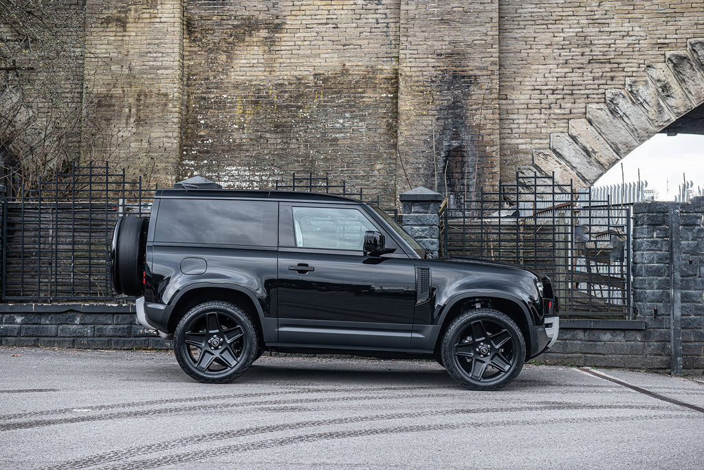Land Rover Defender | Mondial Retro Alloy Wheels | Project Kahn