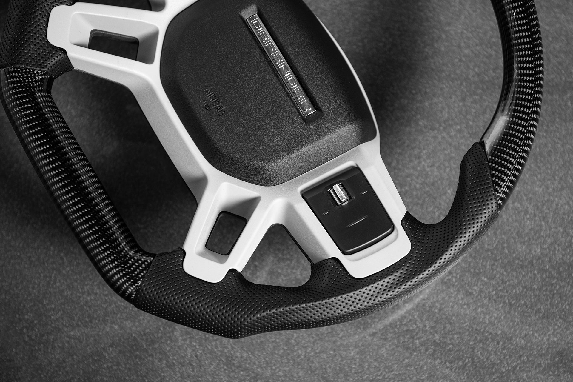 Land Rover Defender (2020-Present) Carbon Steering Wheel - Project Kahn