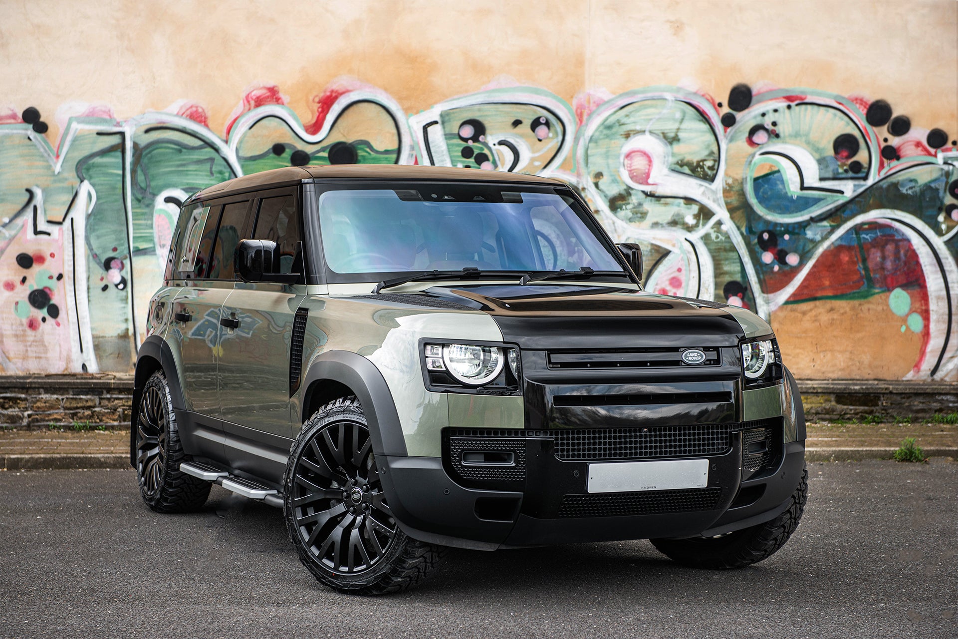 Land Rover Defender | Alloy Wheels 22" Black | Kahn - Project Kahn