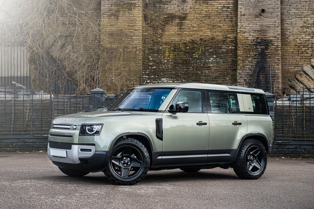 Land Rover Defender | 20 Inch Mondial Heavy Duty Wheels | Project Kahn