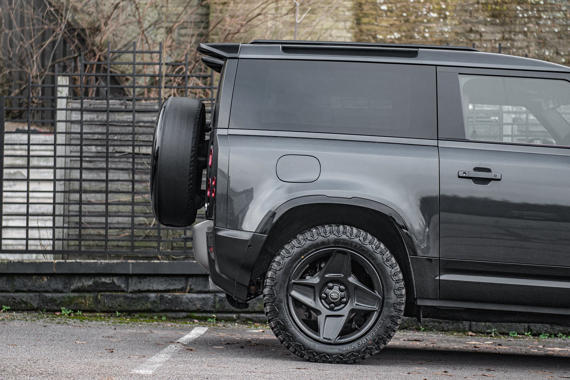 Land Rover Defender (2020-Present) Large Rear Roof Wing - Project Kahn