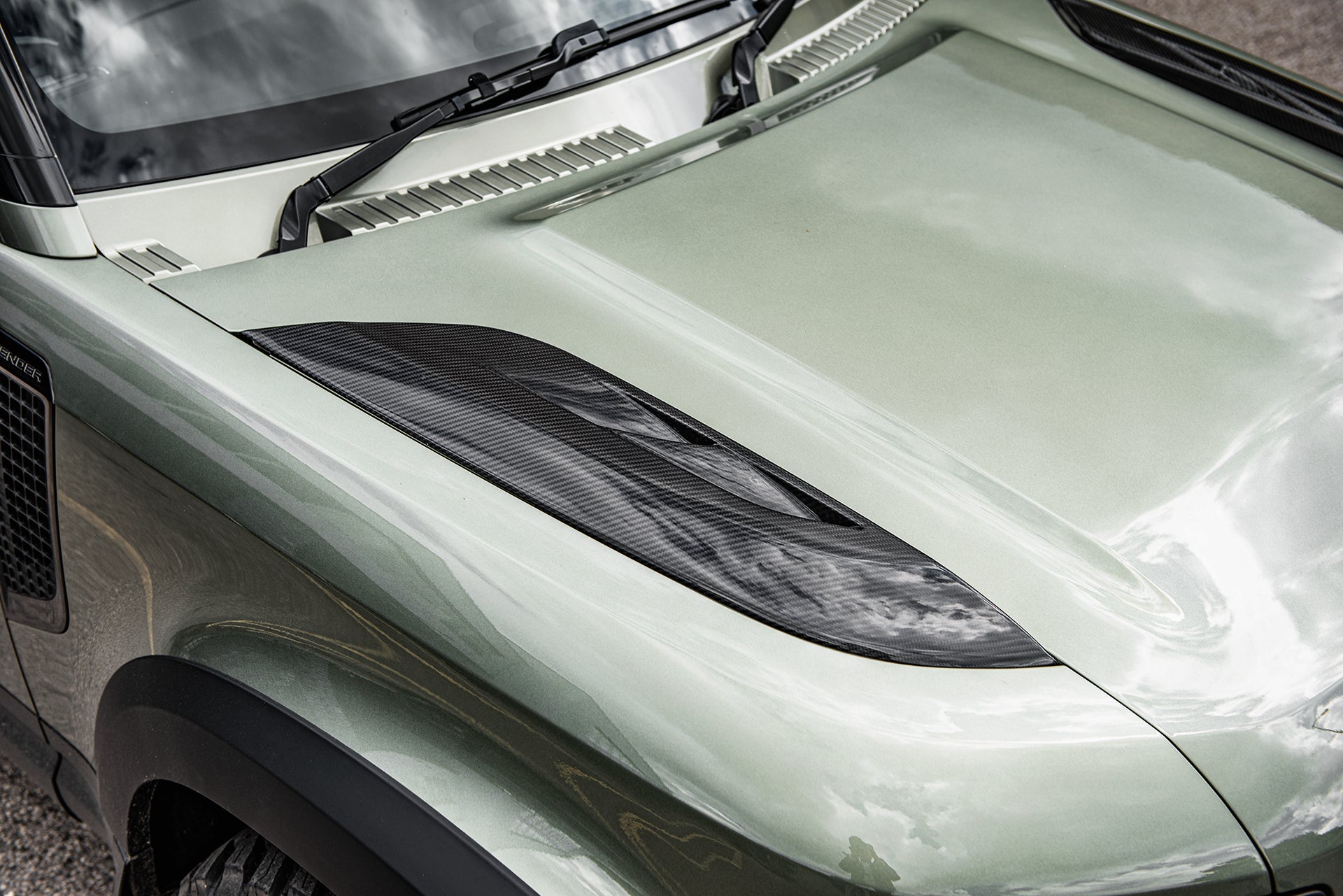 Land Rover Defender (2020-Present) Exposed Carbon Bonnet Side Vents ...