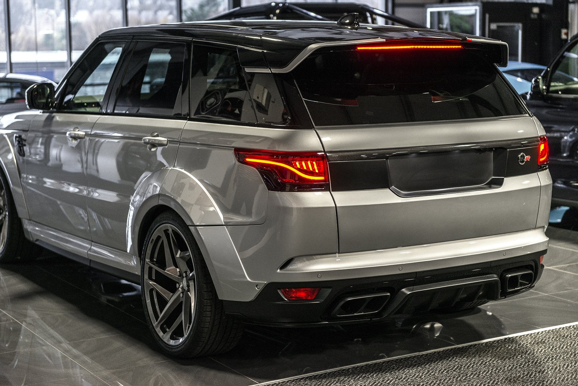 Range Rover Sport SVR (2018 Onwards) GL-5i Glohh Rear Lights - Project Kahn
