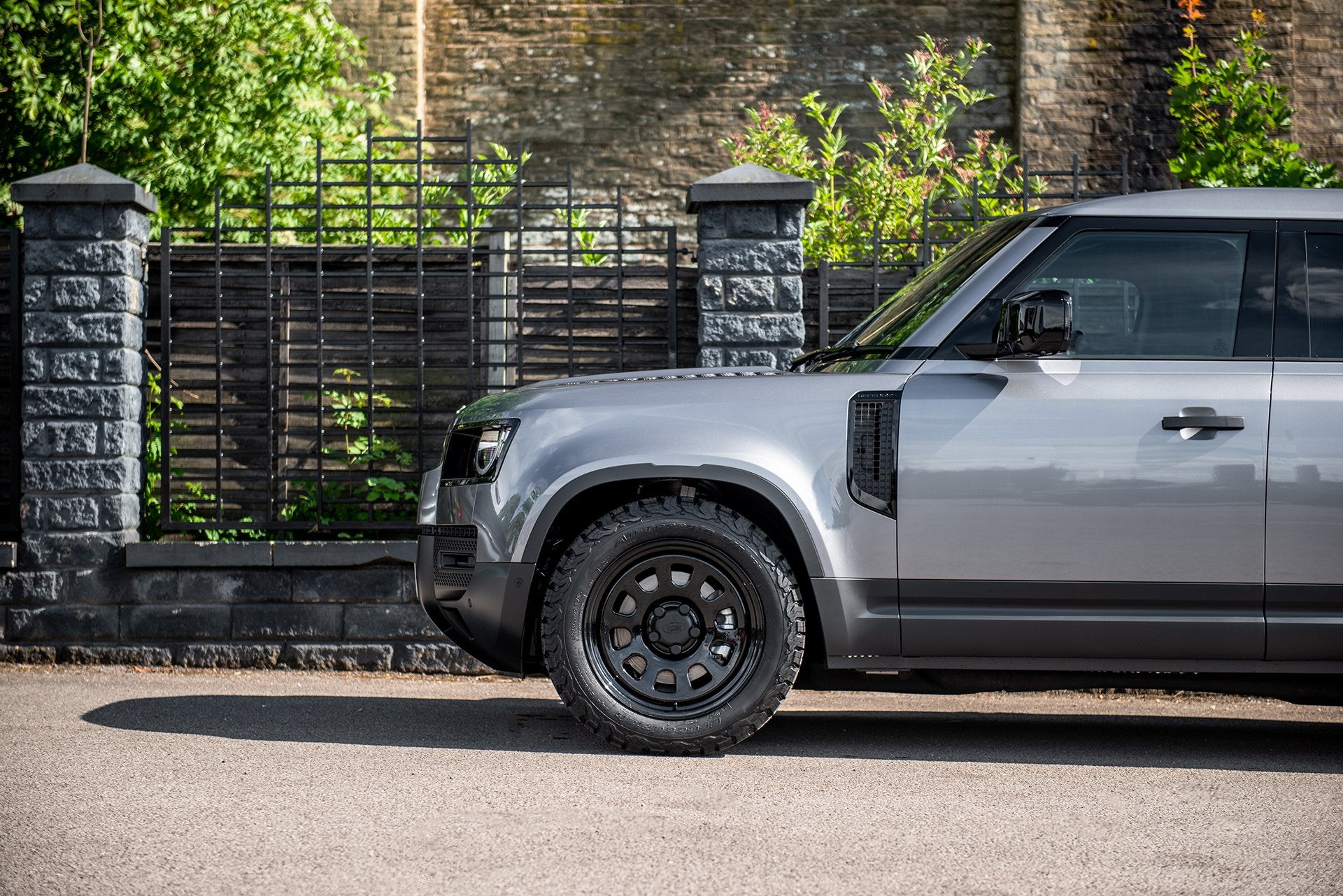 Land Rover Defender (2020-Present) British Heritage Alloy Wheels ...