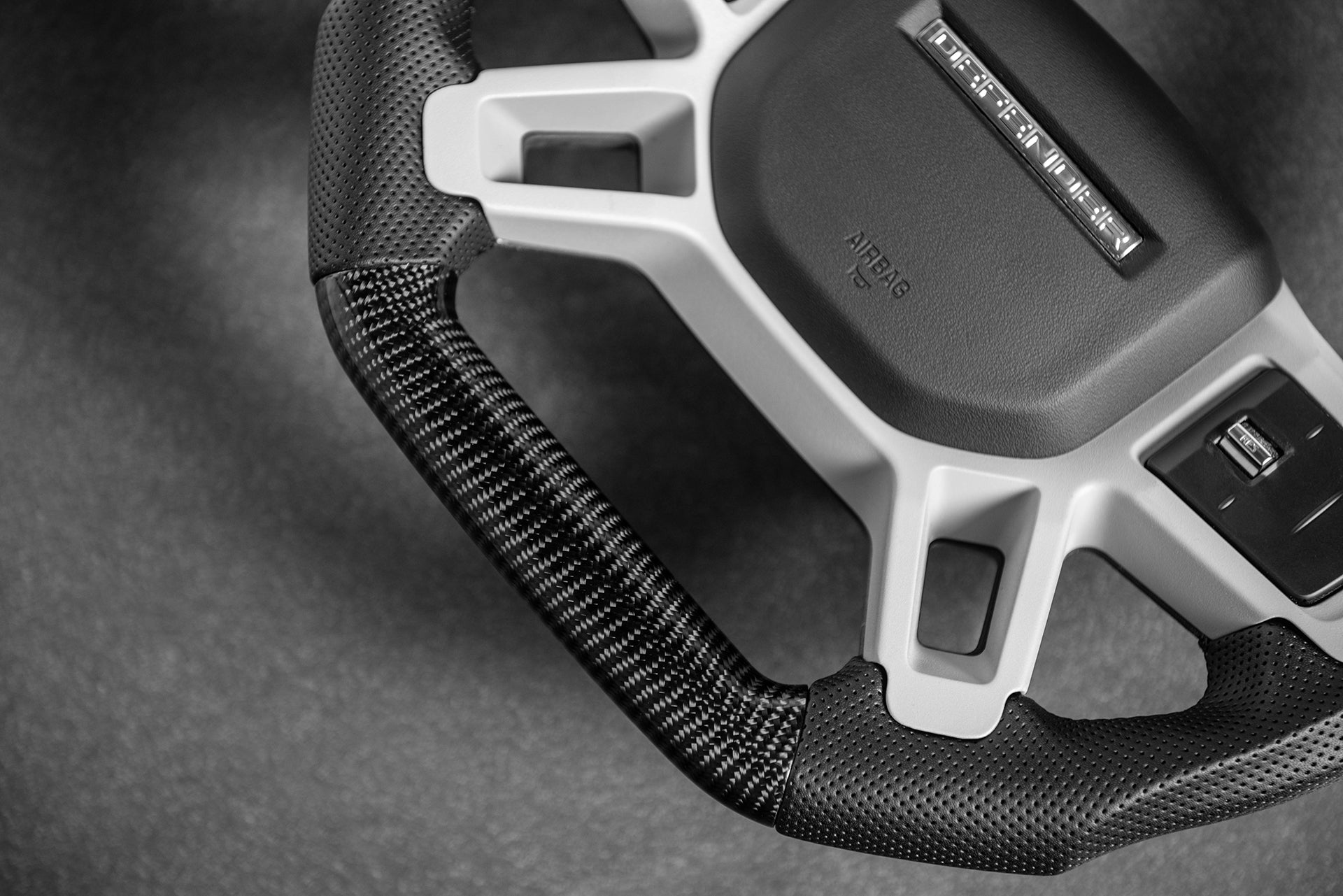 Land Rover Defender (2020-Present) Carbon Steering Wheel - Project Kahn
