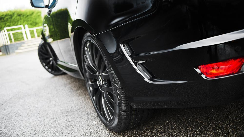 Upgrade Your Range Rover Sport SVR (2018-Present) with RS Alloy Wheels ...