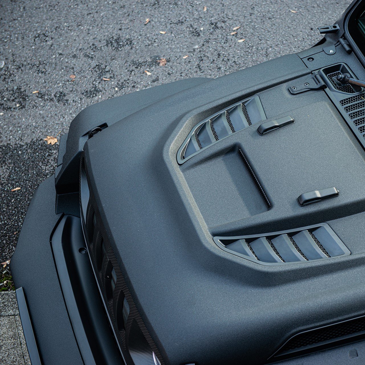 Iron Man Vented Bonnet for Jeep Wrangler JL (2018-Present) - Project Kahn