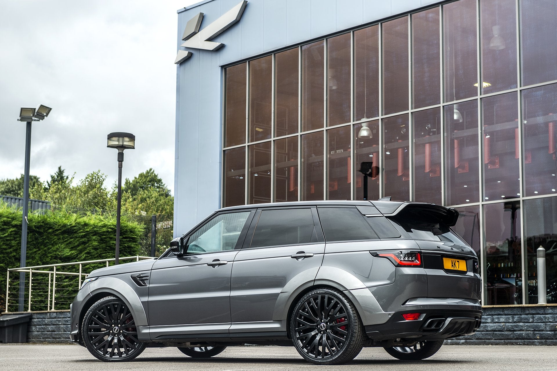 23" Matt Black Range Rover Sport SVR RS-2 Light Alloy Wheels by Kahn ...