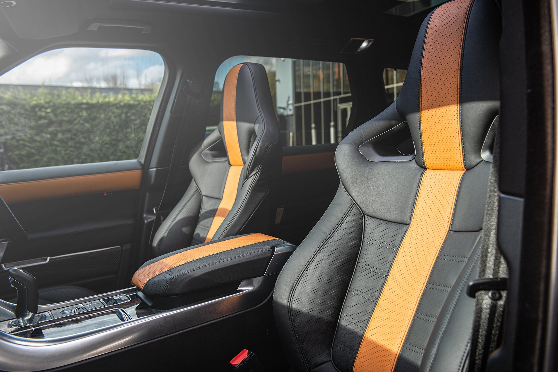 Range Rover Sport SVR (2018-Present) Black & Tan Leather Interior ...