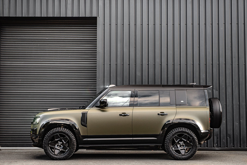 Land Rover Defender | Mondial Retro Alloy Wheels | Project Kahn