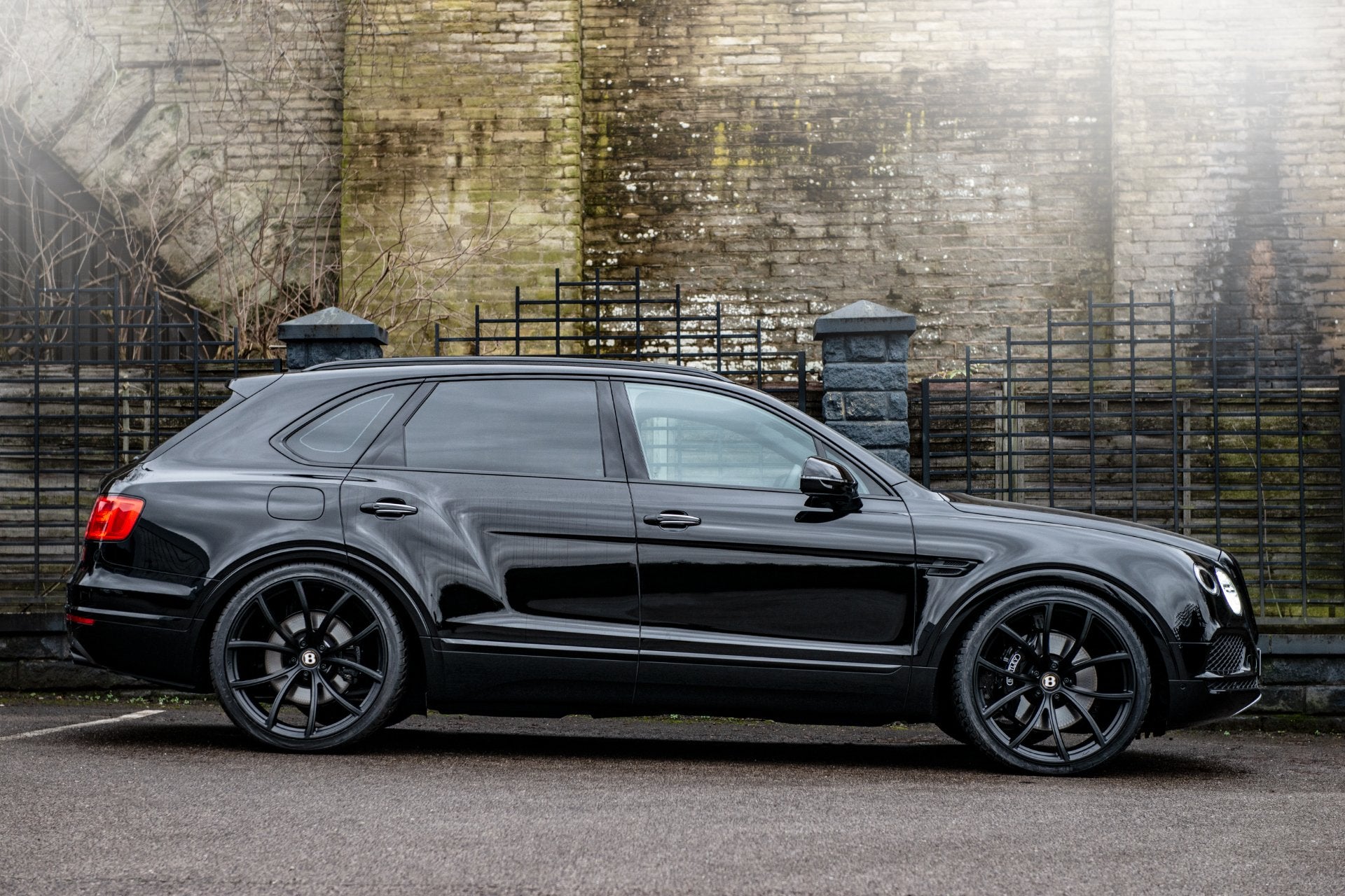Bentley Bentayga | Forged Alloy Wheels | Project Kahn
