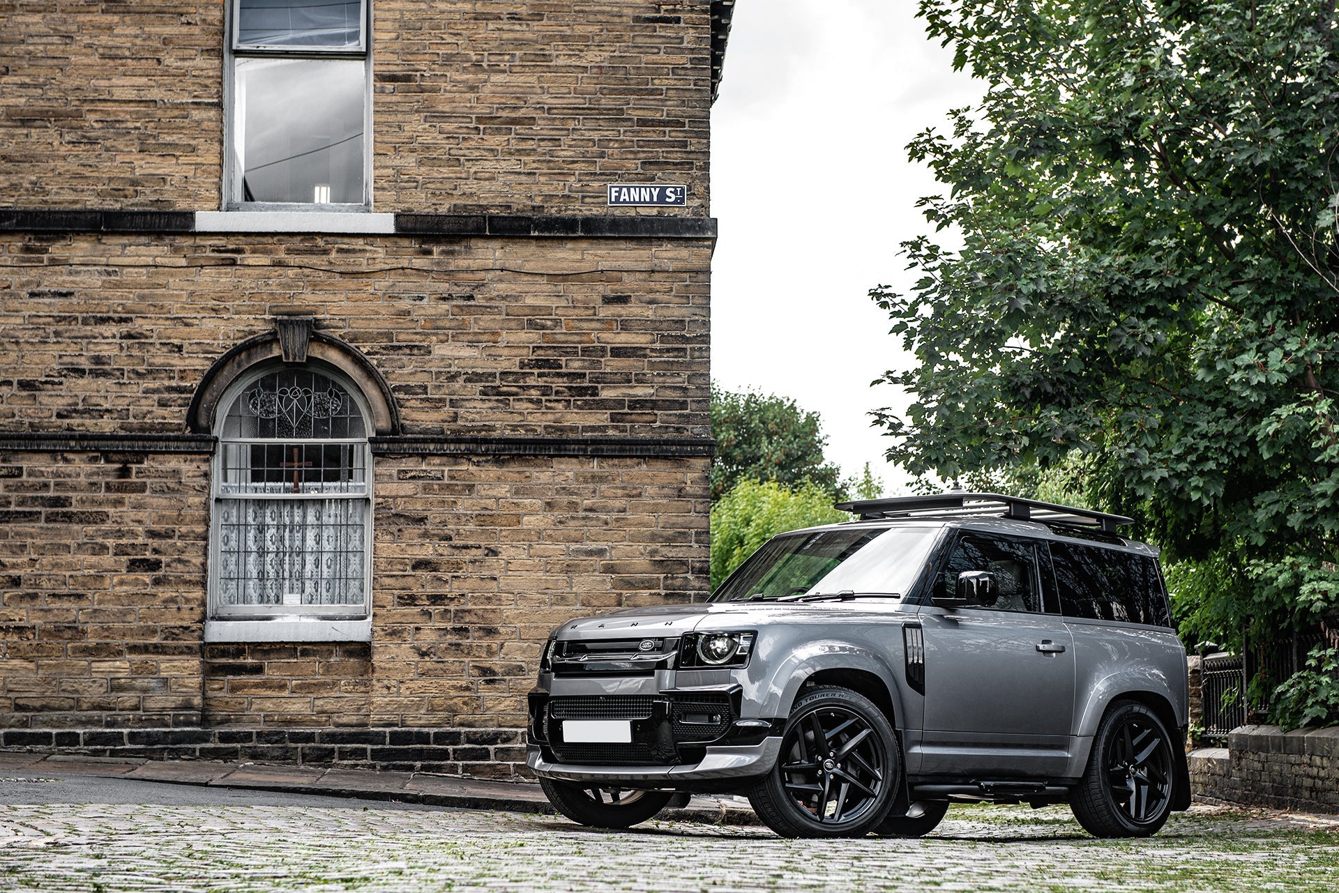 Land Rover Defender | Satin Black Alloy Wheels | Kahn - Project Kahn