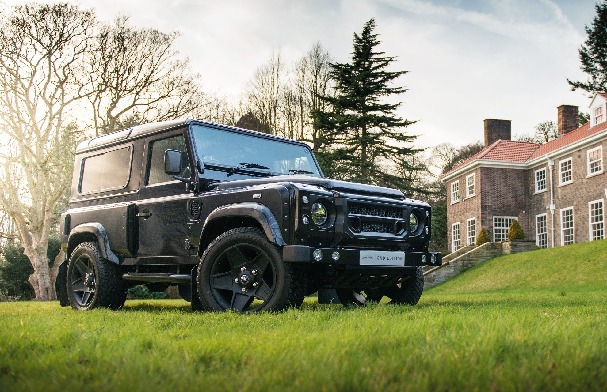 Land Rover Defender | Mondial Wheels | Project kahn - Project Kahn