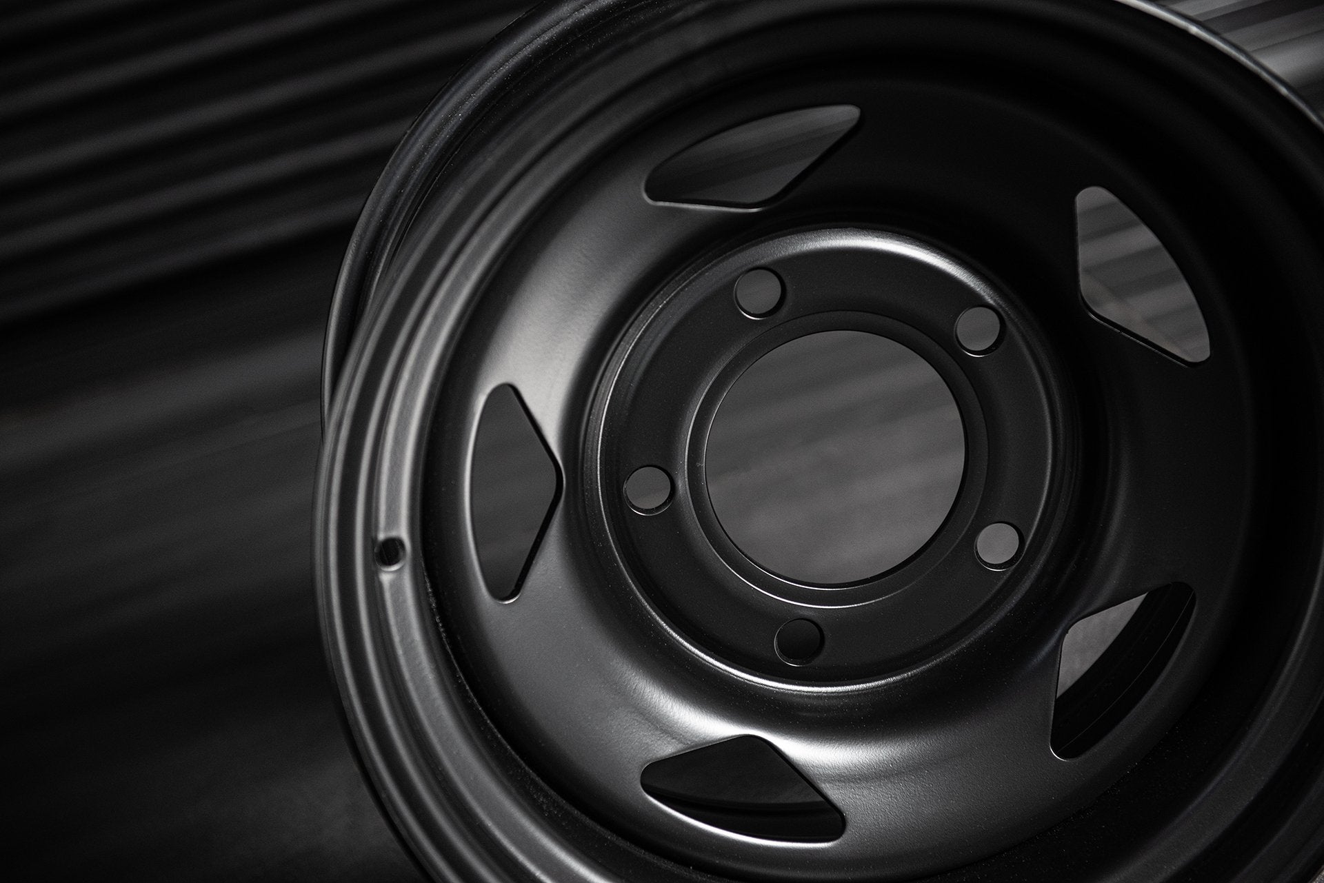 Land Rover Defender | Heritage Steel Wheels | Project Kahn