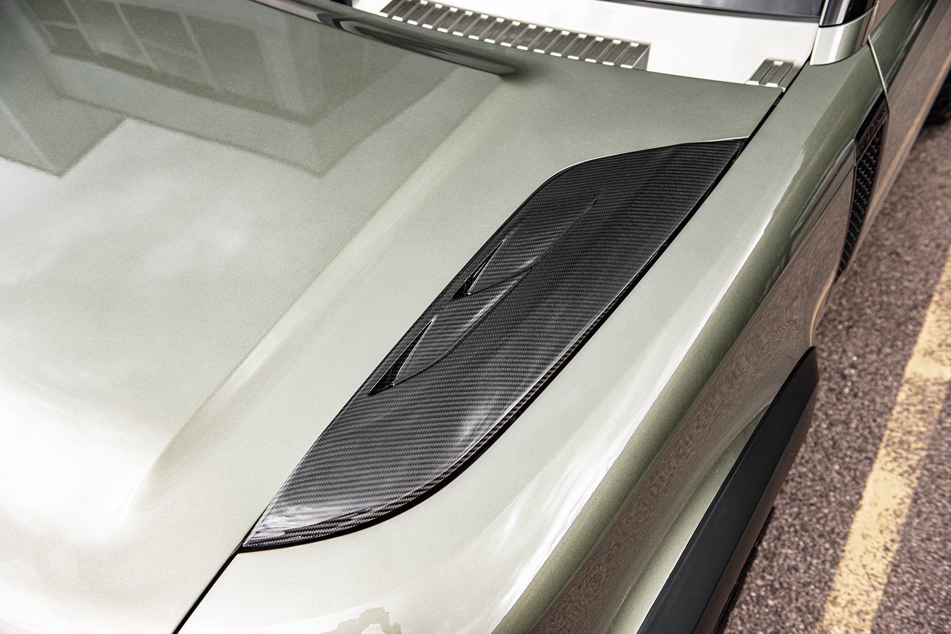 Land Rover Defender (2020-Present) Exposed Carbon Bonnet Side Vents ...