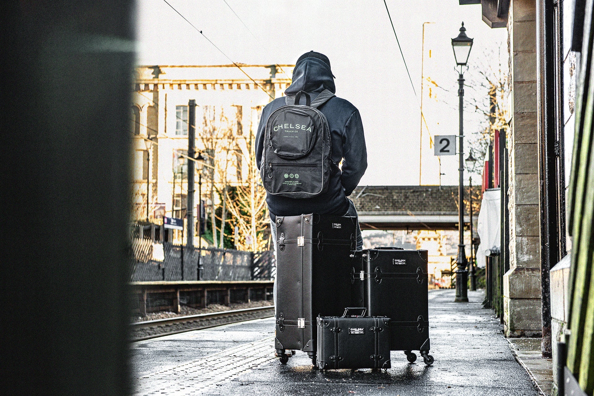 Chelsea Truck Company Vintage Inspired Travel Luggage Set - Project Kahn