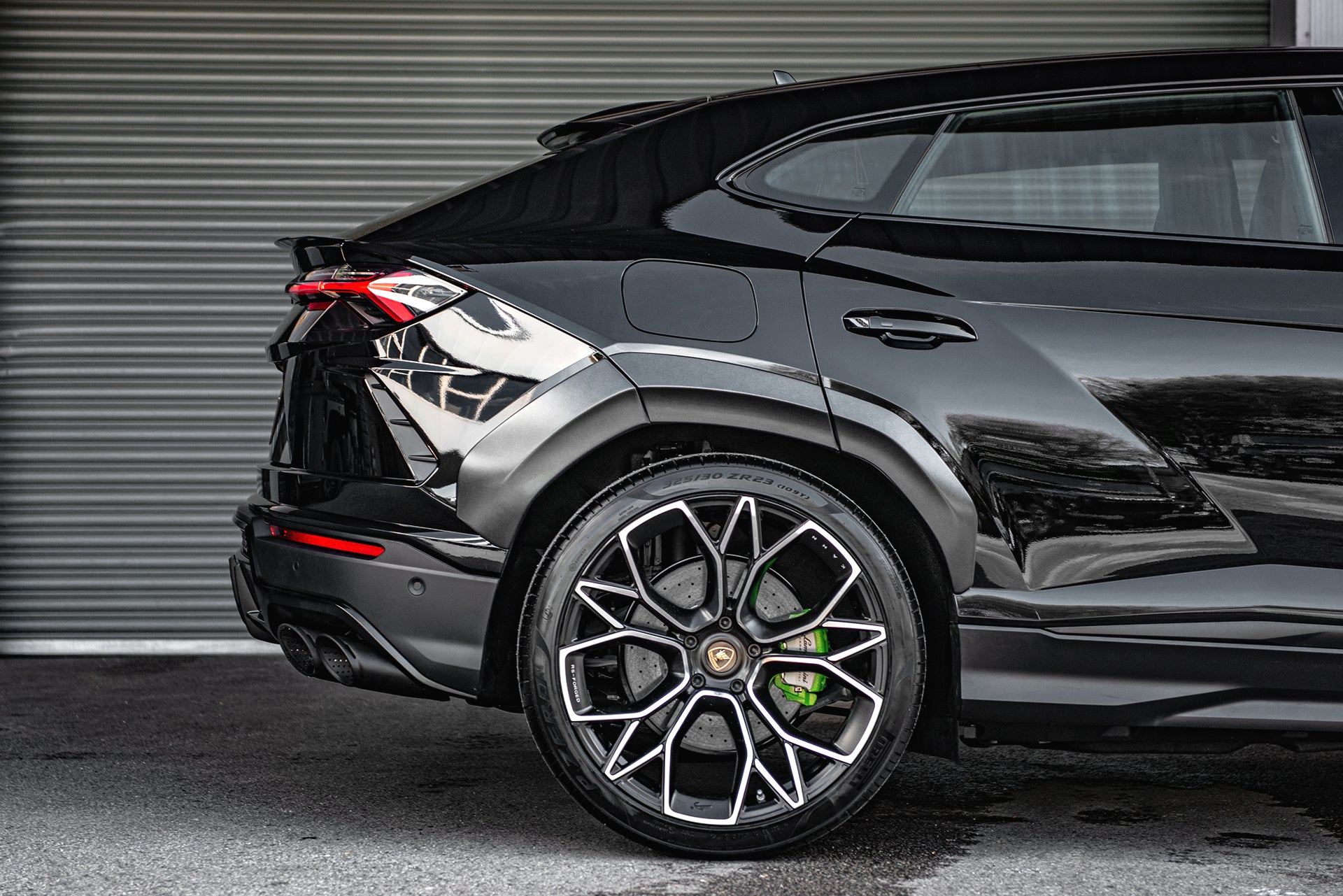 Lamborghini Urus | 23" Alloy Wheels | Project Kahn