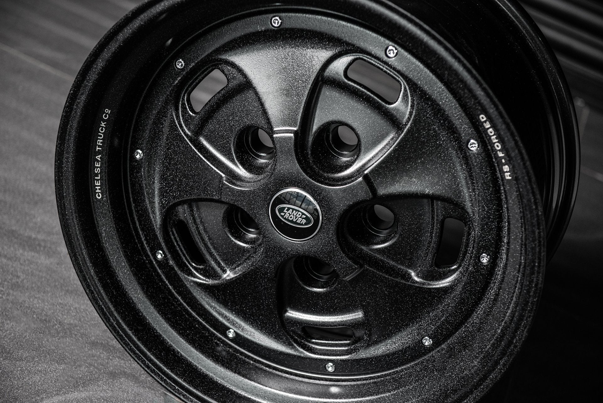 Land Rover Defender | Alloy Wheel 1970 | Chelsea Truck Co - Project Kahn