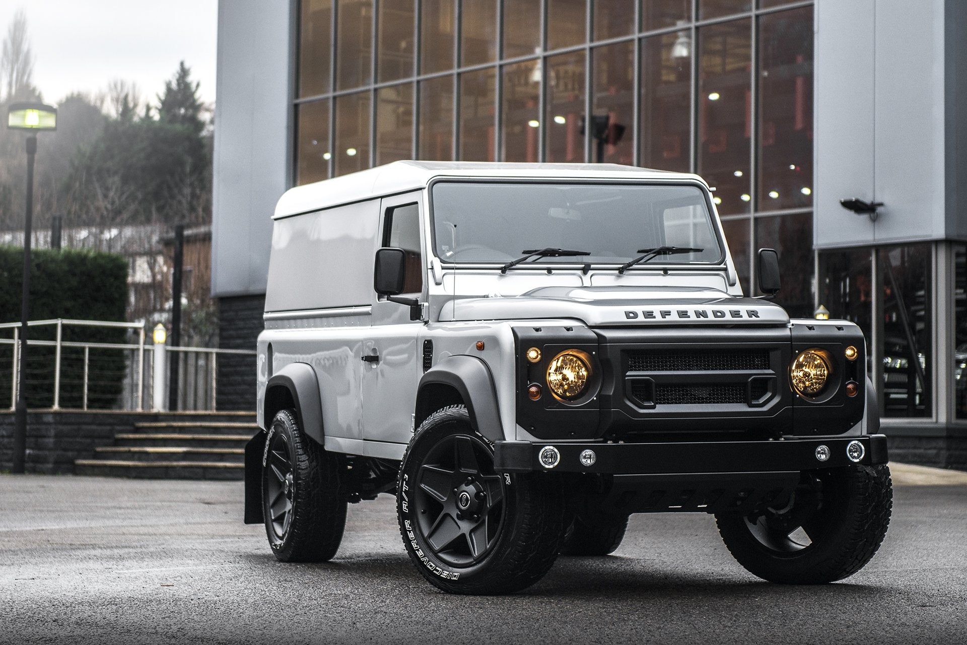 Land Rover Defender | Mondial Wheels | Project kahn - Project Kahn