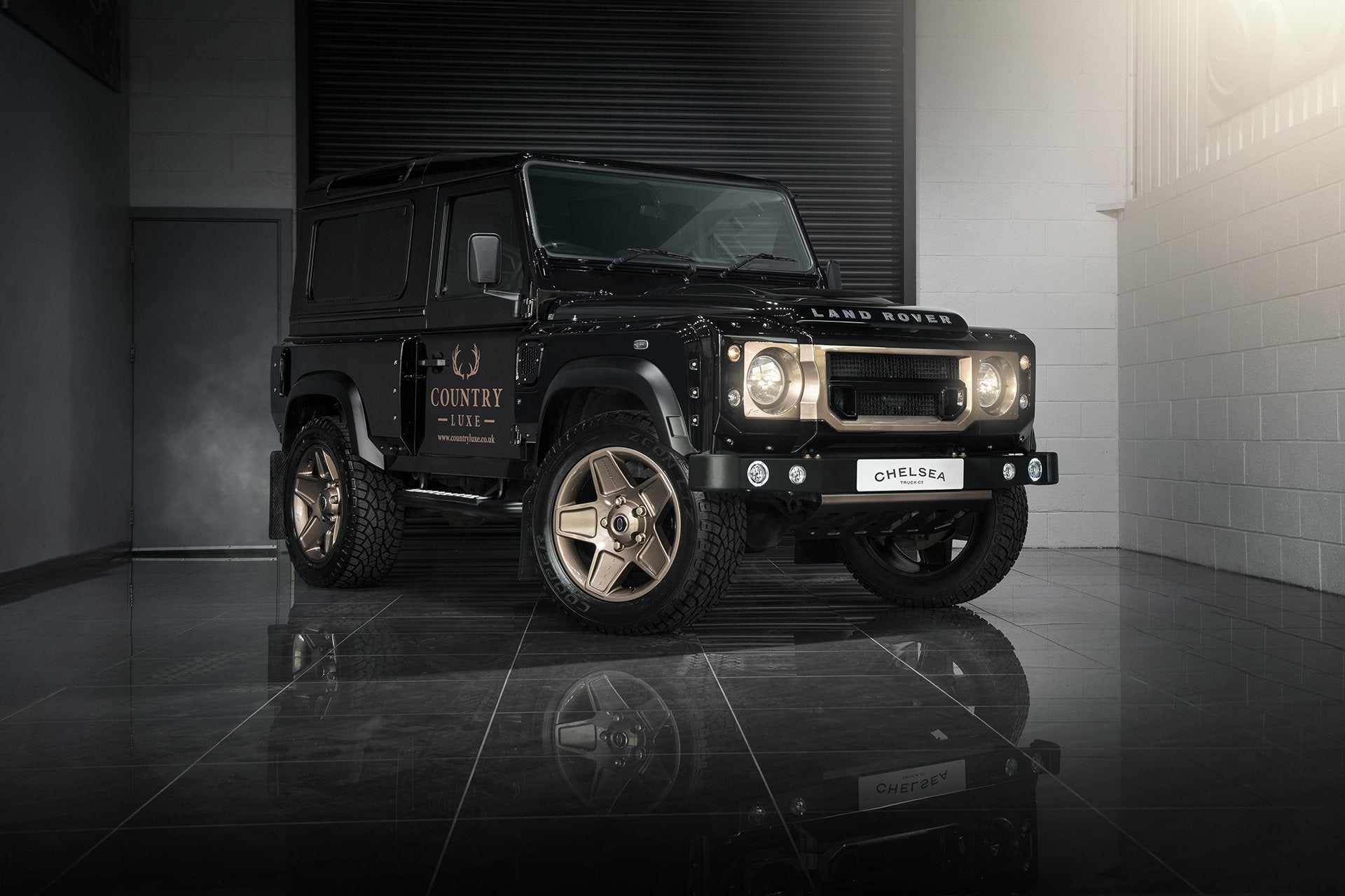 Land Rover Defender | Mondial Wheels | Project kahn - Project Kahn