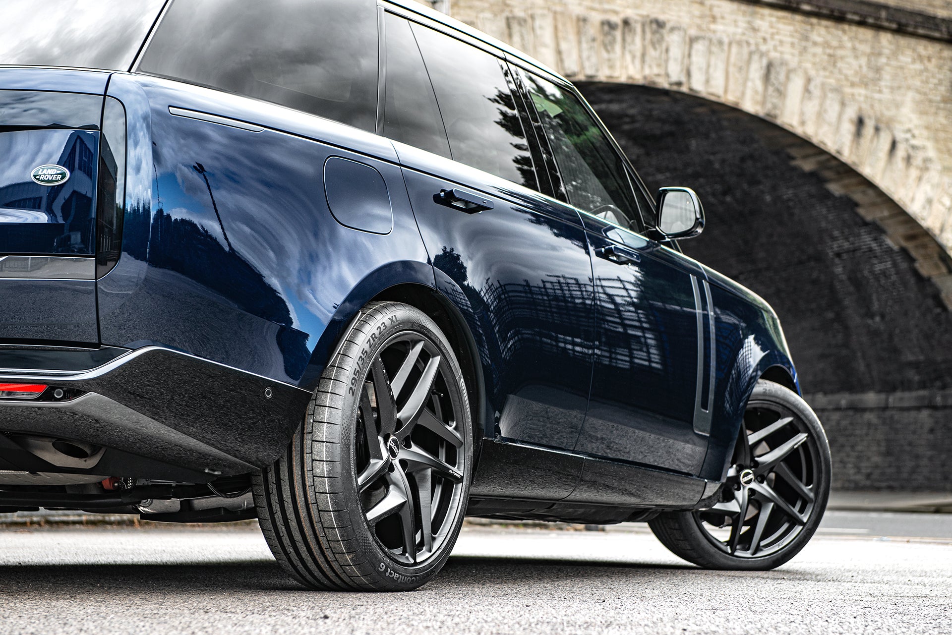 Blue Exterior & Conversions Of Range Rover 2022 - Tailored By Kahn ...