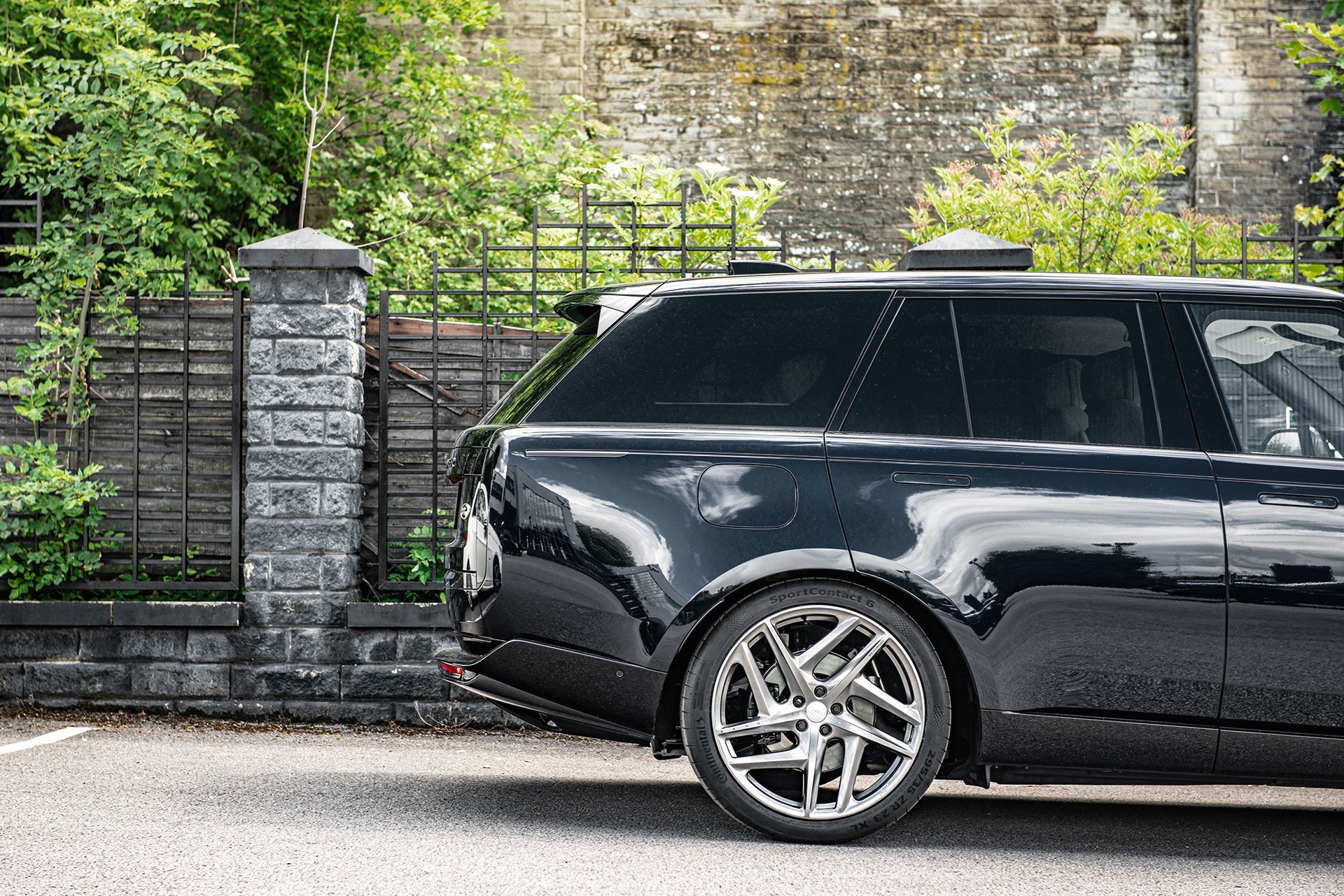 Range Rover 2022 - Glossy Blue Exterior - Project Kahn